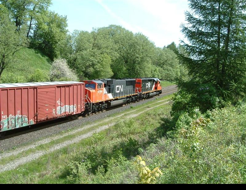 CN 5764 Downhill